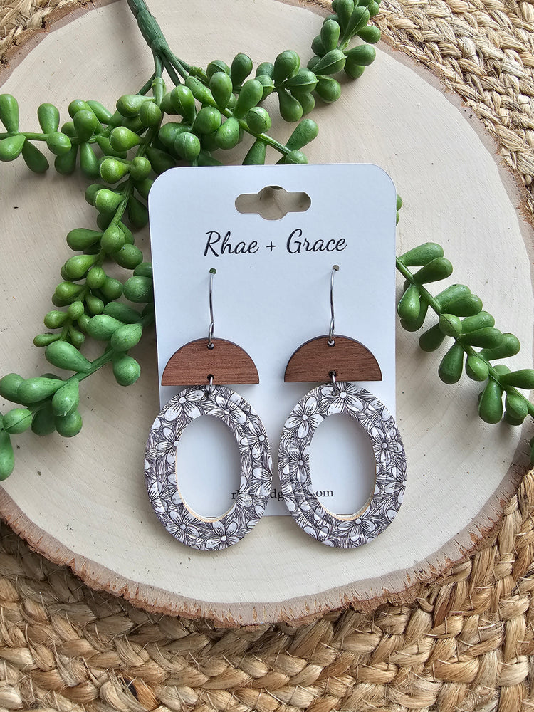 Rhae + Grace#N# – Rhae and Grace